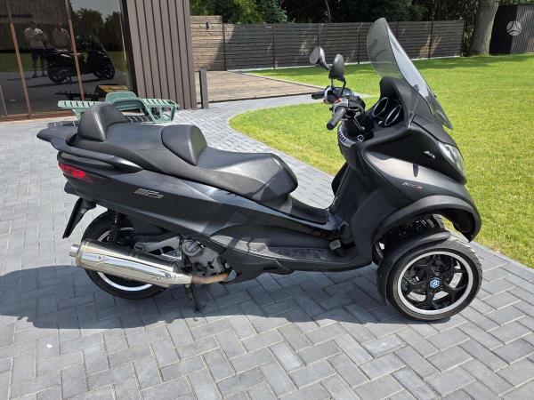Piaggio MP3 2015 in Kaunas, with an engine capacity of 0.49 L and mileage of 33 thousand km for 3100 €, photo 8 on AUTOMOTO.COM.LV
