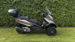 Piaggio MP3 2015 Raseiniai, ar dzinēja tilpumu 0.50 L un nobraukumu 11 tūkst. km par 3700 €, foto 3 vietnē AUTOMOTO.COM.LV