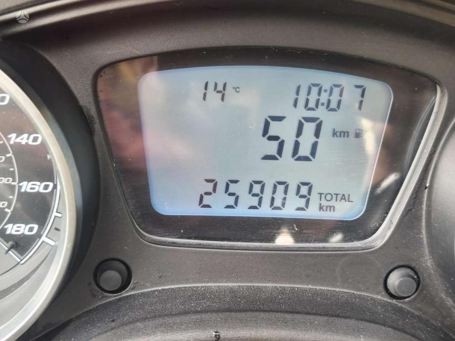 Piaggio MP3 2015 в Вильнюс, объемом двигателя 0.50 л и пробегом 26 тыс. км за 3950 €, фото 11 на AUTOMOTO.COM.LV