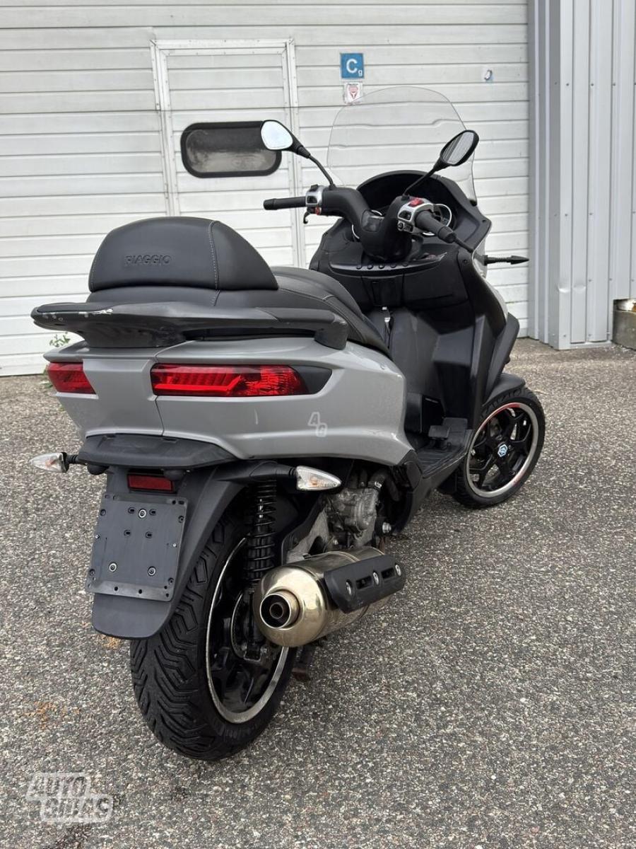 Piaggio MP3 2015 Viļņa, ar dzinēja tilpumu 0.00 L un nobraukumu 0 tūkst. km par 3850 €, foto 5 vietnē AUTOMOTO.COM.LV