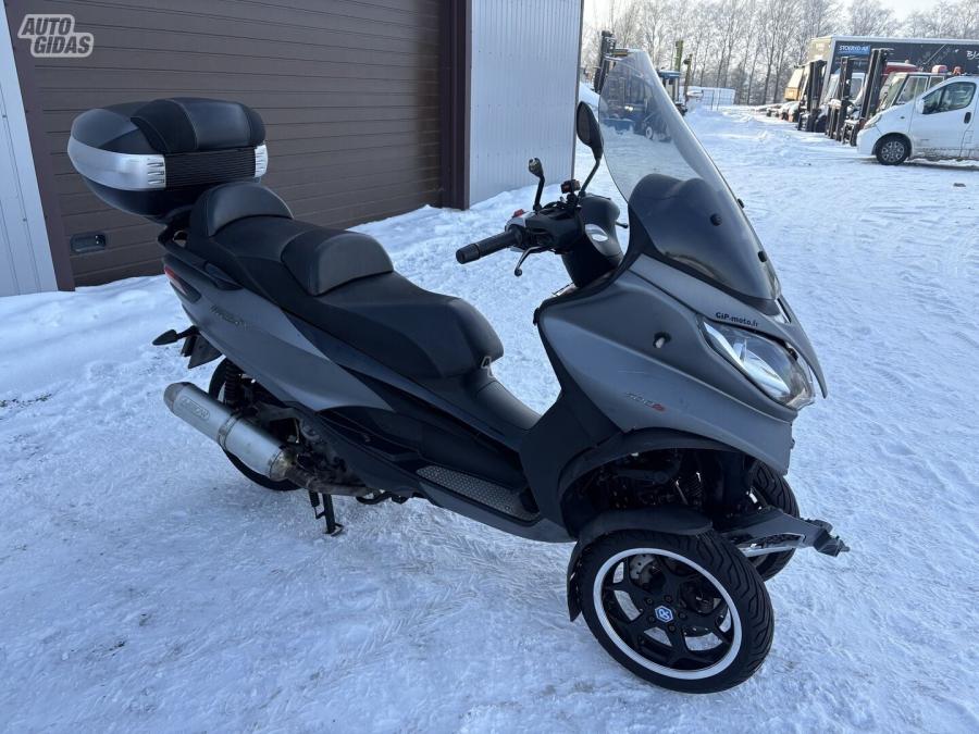 Piaggio MP3 2016 Kelmė, ar dzinēja tilpumu 0.50 L un nobraukumu 14 tūkst. km par 1730 €, foto 2 vietnē AUTOMOTO.COM.LV