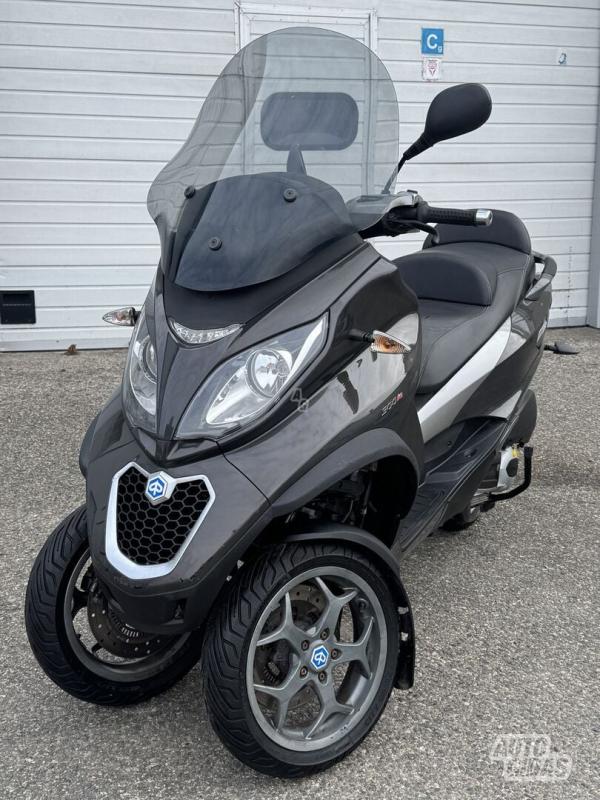 Piaggio MP3 2016 в Вильнюс, объемом двигателя 0.30 л и пробегом 38 тыс. км за 2300 €, фото 1 на AUTOMOTO.COM.LV