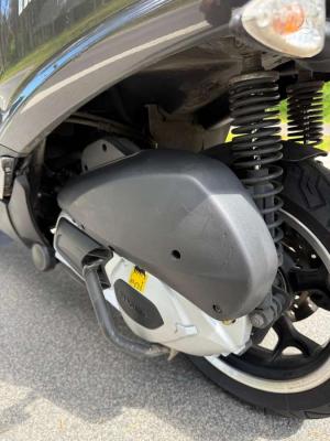 Piaggio MP3 2016 in Vilnius, with an engine capacity of 0.30 L and mileage of 39 thousand km for 2450 €, photo 9 on AUTOMOTO.COM.LV