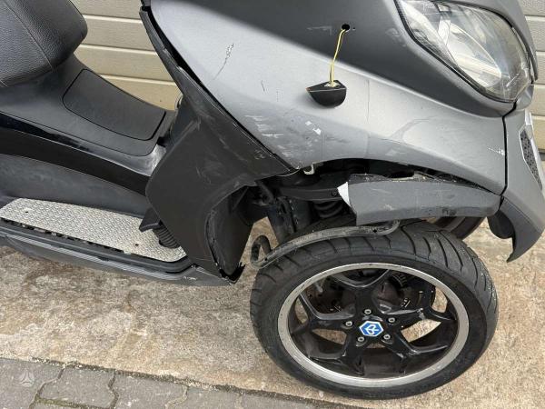 Piaggio MP3 2016 в Вилкавишкис, объемом двигателя 0.50 л и пробегом 60 тыс. км за 2200 €, фото 8 на AUTOMOTO.COM.LV
