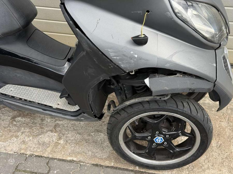 Piaggio MP3 2016 в Вилкавишкис, объемом двигателя 0.50 л и пробегом 60 тыс. км за 2200 €, фото 9 на AUTOMOTO.COM.LV