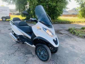 Piaggio MP3 2016 in Taurage, with an engine capacity of 0.50 L and mileage of 11 thousand km for 3200 €, photo 3 on AUTOMOTO.COM.LV