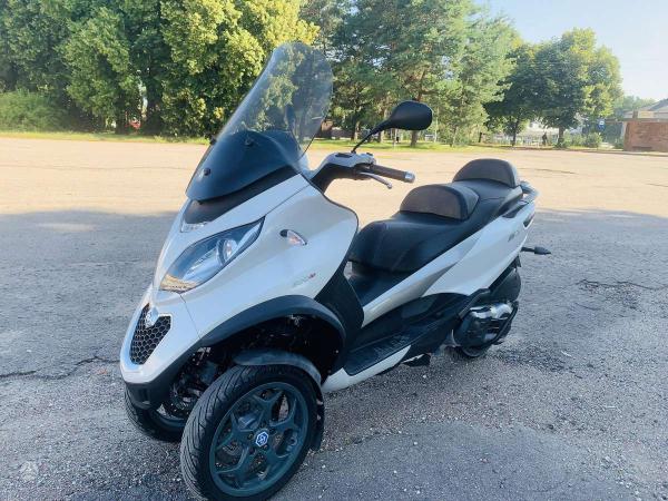 Piaggio MP3 2016 in Taurage, with an engine capacity of 0.50 L and mileage of 11 thousand km for 3200 €, photo 1 on AUTOMOTO.COM.LV