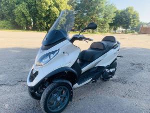 Piaggio MP3 2016 in Taurage, with an engine capacity of 0.50 L and mileage of 11 thousand km for 3200 €, photo  on AUTOMOTO.COM.LV
