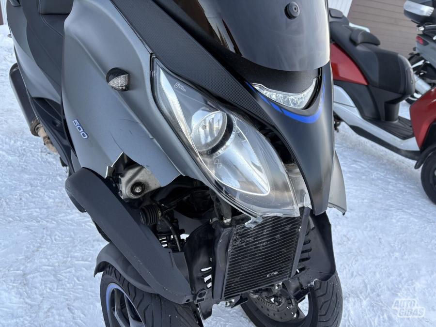 Piaggio MP3 2017 Kelmė, ar dzinēja tilpumu 0.50 L un nobraukumu 28 tūkst. km par 1830 €, foto 8 vietnē AUTOMOTO.COM.LV