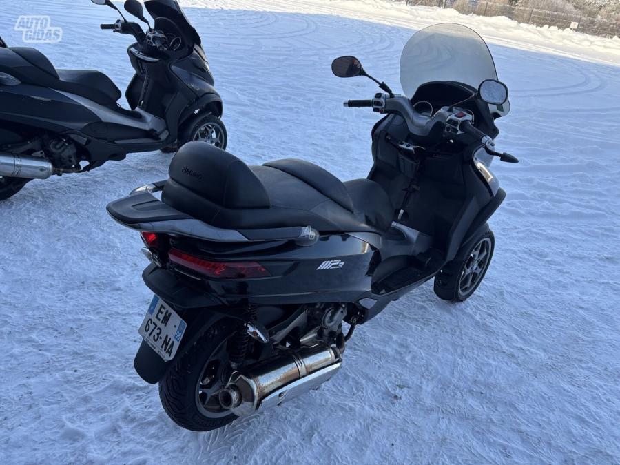 Piaggio MP3 2017 Kelmė, ar dzinēja tilpumu 0.50 L un nobraukumu 36 tūkst. km par 1630 €, foto 3 vietnē AUTOMOTO.COM.LV