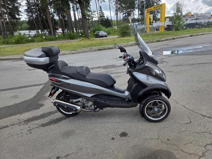Piaggio MP3 2017 в Вильнюс, объемом двигателя 0.50 л и пробегом 18 тыс. км за 3400 €, фото 1 на AUTOMOTO.COM.LV