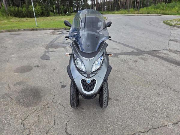 Piaggio MP3 2017 in Vilnius, with an engine capacity of 0.50 L and mileage of 18 thousand km for 3400 €, photo 7 on AUTOMOTO.COM.LV