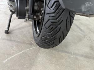 Piaggio MP3 2017 Kelmė, ar dzinēja tilpumu 0.50 L un nobraukumu 0 tūkst. km par 1330 €, foto 12 vietnē AUTOMOTO.COM.LV