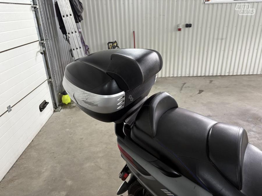 Piaggio MP3 2017 Kelmė, ar dzinēja tilpumu 0.50 L un nobraukumu 0 tūkst. km par 1330 €, foto 14 vietnē AUTOMOTO.COM.LV