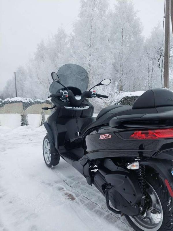 Piaggio MP3 2018 Kelmė, ar dzinēja tilpumu 0.30 L un nobraukumu 6 tūkst. km par 3050 €, foto 4 vietnē AUTOMOTO.COM.LV