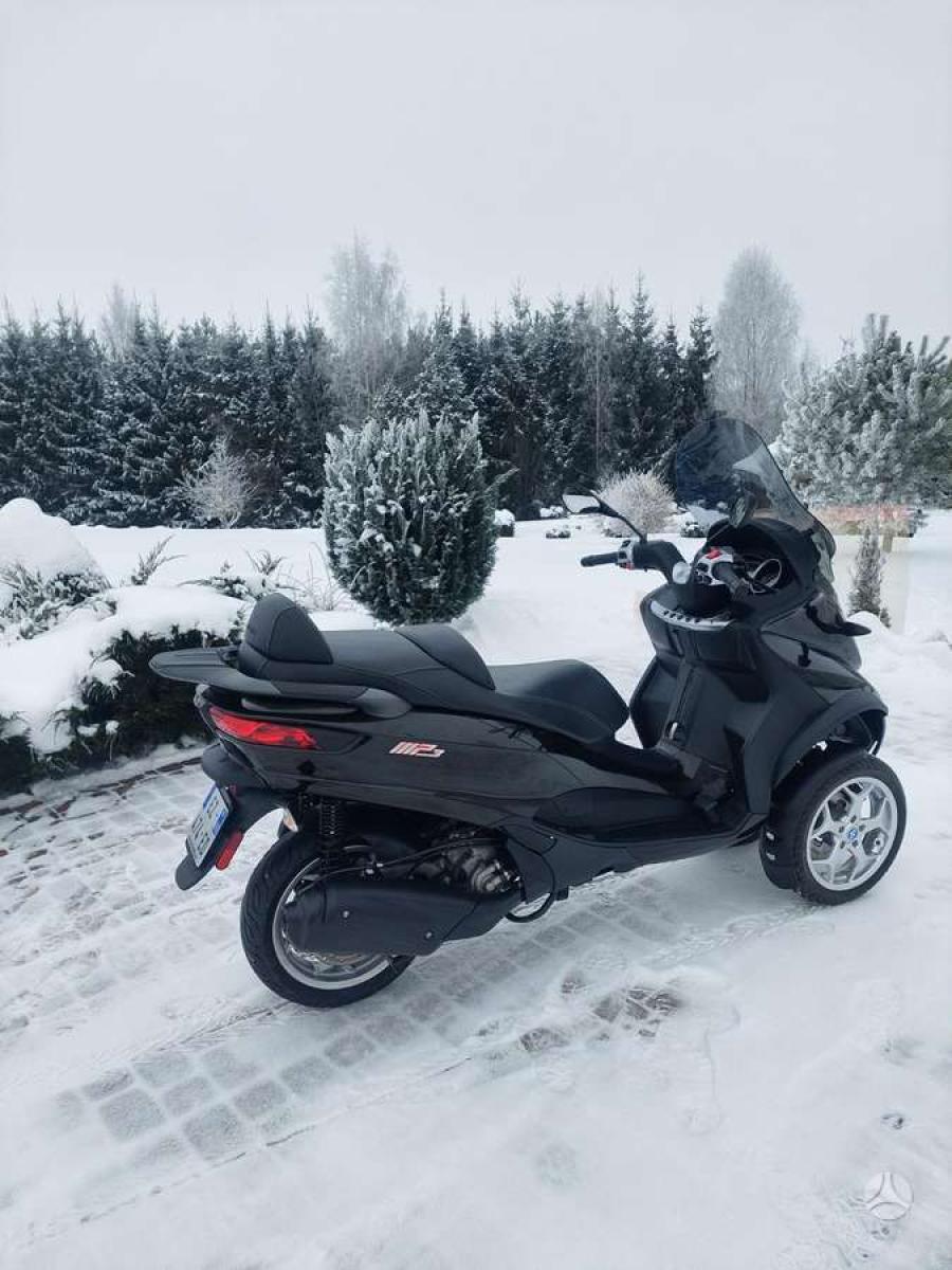 Piaggio MP3 2018 in Kelme, with an engine capacity of 0.30 L and mileage of 6 thousand km for 3050 €, photo 13 on AUTOMOTO.COM.LV