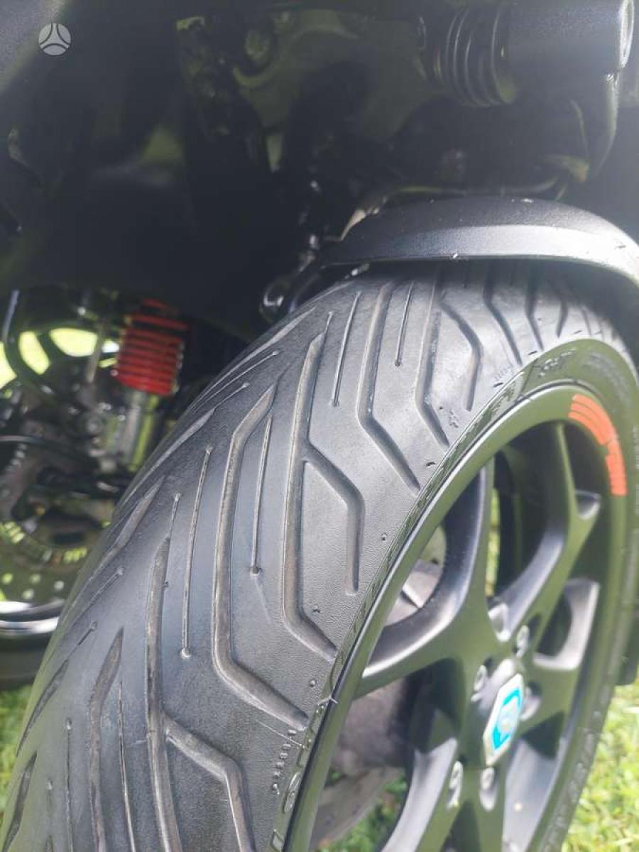 Piaggio MP3 2018 Kelmė, ar dzinēja tilpumu 0.35 L un nobraukumu 21 tūkst. km par 2950 €, foto 15 vietnē AUTOMOTO.COM.LV