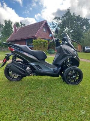 Piaggio MP3 2020 Kelmė, ar dzinēja tilpumu 0.30 L un nobraukumu 19 tūkst. km par 3050 €, foto 14 vietnē AUTOMOTO.COM.LV