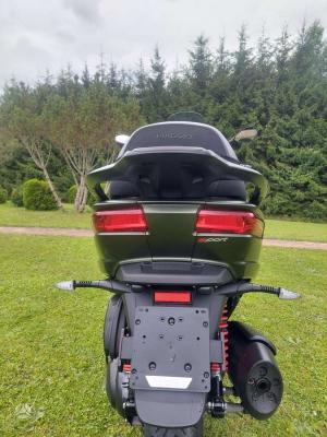 Piaggio MP3 2020 в Кельме, объемом двигателя 0.35 л и пробегом 19 тыс. км за 3350 €, фото 7 на AUTOMOTO.COM.LV