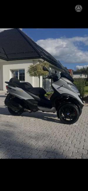 Piaggio MP3 2021 в Вильнюс, объемом двигателя 0.40 л и пробегом 8 тыс. км за 3700 €, фото  на AUTOMOTO.COM.LV