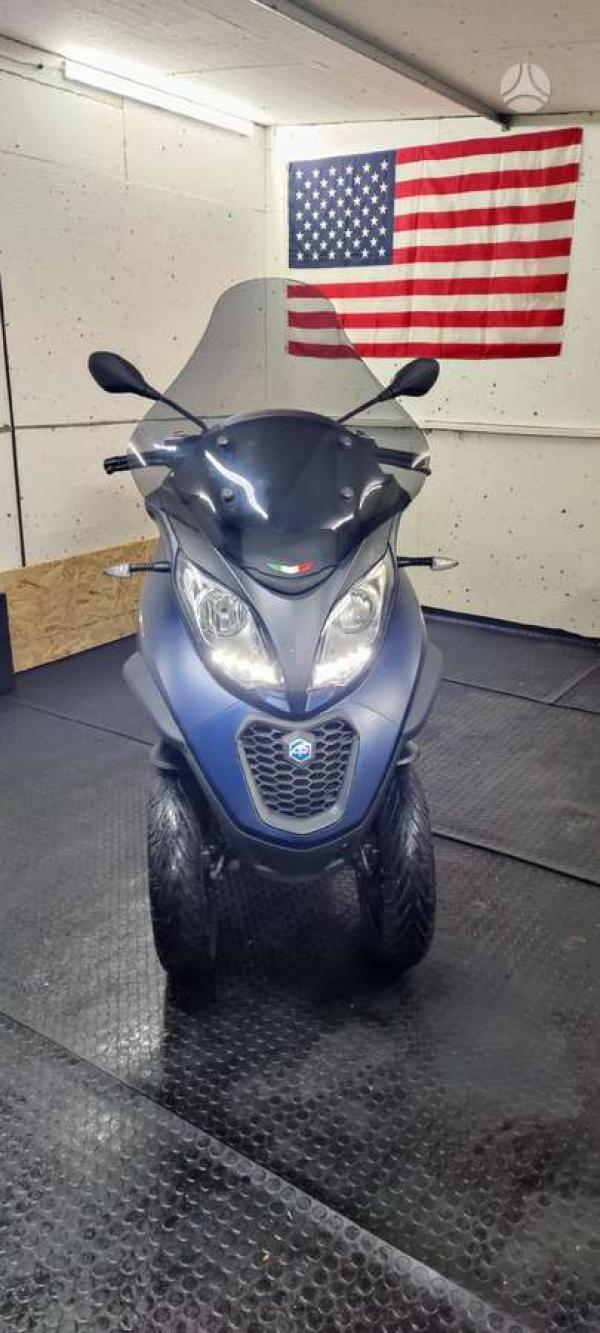 Piaggio MP3 2021 in Taurage, with an engine capacity of 0.50 L and mileage of 5 thousand km for 4400 €, photo 4 on AUTOMOTO.COM.LV