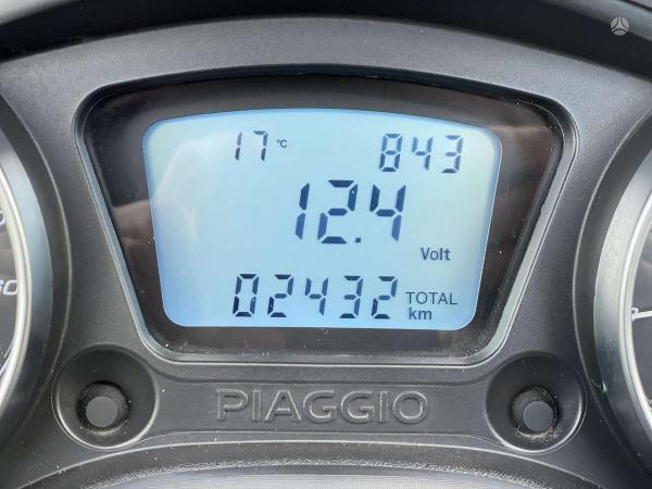 Piaggio MP3 2022 Raseiniai, ar dzinēja tilpumu 0.30 L un nobraukumu 2 tūkst. km par 2999 €, foto 10 vietnē AUTOMOTO.COM.LV