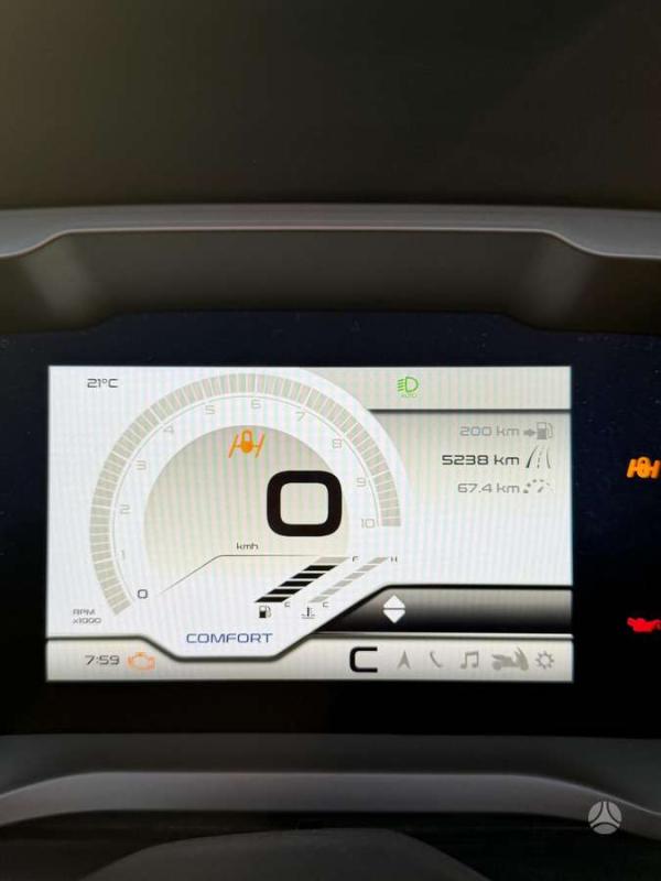Piaggio MP3 2022 в Каунас, объемом двигателя 0.53 л и пробегом 5 тыс. км за 7200 €, фото 8 на AUTOMOTO.COM.LV