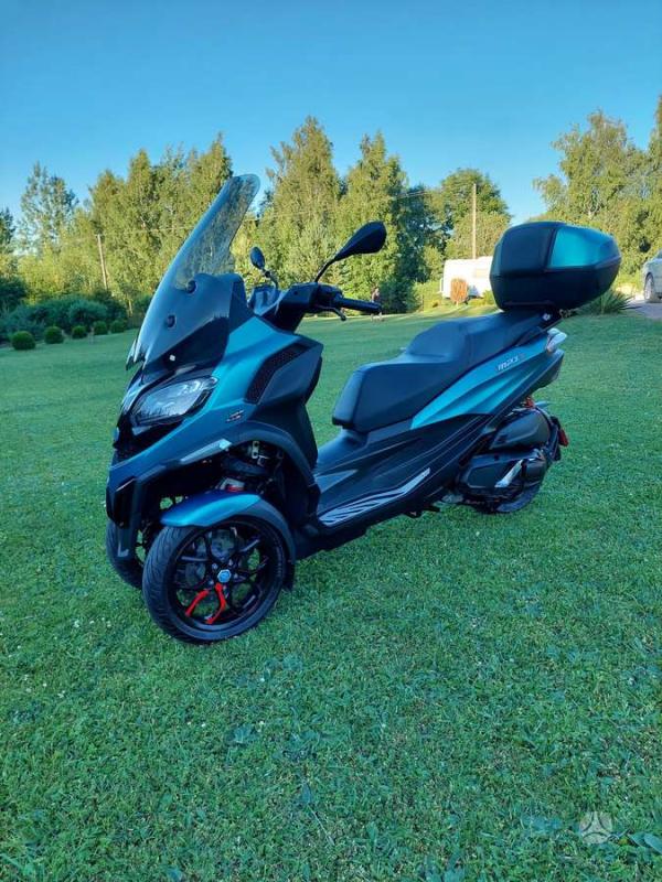 Piaggio MP3 2023 в Кельме, объемом двигателя 0.40 л и пробегом 9 тыс. км за 6350 €, фото 1 на AUTOMOTO.COM.LV