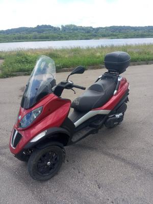 Red Piaggio MP3 2014 in Jurbarkas, with an engine capacity of 0.50 L and mileage of 27 thousand km for 3800 €, photo 5 on AUTOMOTO.COM.LV