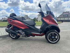 Red Piaggio MP3 2016 in Taurage, with an engine capacity of 0.50 L and mileage of 18 thousand km for 4500 €, photo 2 on AUTOMOTO.COM.LV