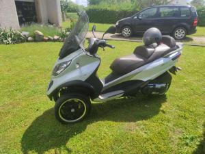 Balts Piaggio MP3 2014 Kauņa, ar dzinēja tilpumu 0.50 L un nobraukumu 29 tūkst. km par 2950 €, foto  vietnē AUTOMOTO.COM.LV