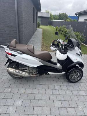 Balts Piaggio MP3 2014 Klaipėda, ar dzinēja tilpumu 0.50 L un nobraukumu 24 tūkst. km par 3600 €, foto 3 vietnē AUTOMOTO.COM.LV