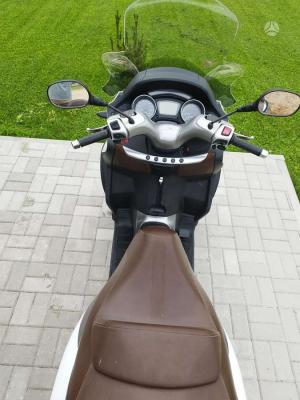 Balts Piaggio MP3 2015 Tauragė, ar dzinēja tilpumu 0.30 L un nobraukumu 36 tūkst. km par 2600 €, foto 9 vietnē AUTOMOTO.COM.LV