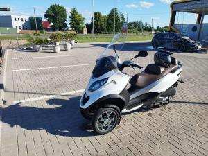 Белый Piaggio MP3 2015 в Таураге, объемом двигателя 0.30 л и пробегом 36 тыс. км за 2400 €, фото 11 на AUTOMOTO.COM.LV