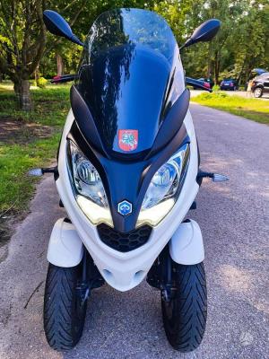 Balts Piaggio MP3 2021 Kauņa, ar dzinēja tilpumu 0.30 L un nobraukumu 5 tūkst. km par 4500 €, foto 11 vietnē AUTOMOTO.COM.LV