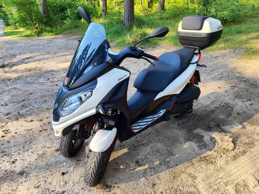 Balts Piaggio MP3 2021 Kauņa, ar dzinēja tilpumu 0.30 L un nobraukumu 5 tūkst. km par 4500 €, foto 15 vietnē AUTOMOTO.COM.LV