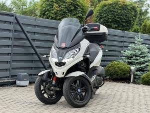 Balts Piaggio MP3 2021 Kauņa, ar dzinēja tilpumu 0.30 L un nobraukumu 6 tūkst. km par 3999 €, foto 3 vietnē AUTOMOTO.COM.LV