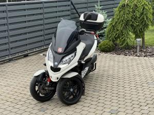 Белый Piaggio MP3 2021 в Каунас, объемом двигателя 0.30 л и пробегом 6 тыс. км за 3990 €, фото 4 на AUTOMOTO.COM.LV