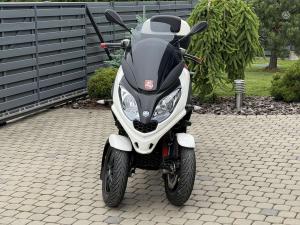 Белый Piaggio MP3 2021 в Каунас, объемом двигателя 0.30 л и пробегом 6 тыс. км за 3990 €, фото 6 на AUTOMOTO.COM.LV