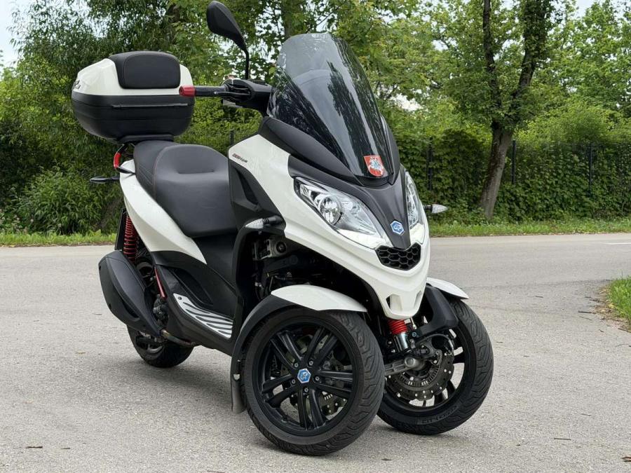 Белый Piaggio MP3 2021 в Каунас, объемом двигателя 0.30 л и пробегом 6 тыс. км за 3990 €, фото 8 на AUTOMOTO.COM.LV
