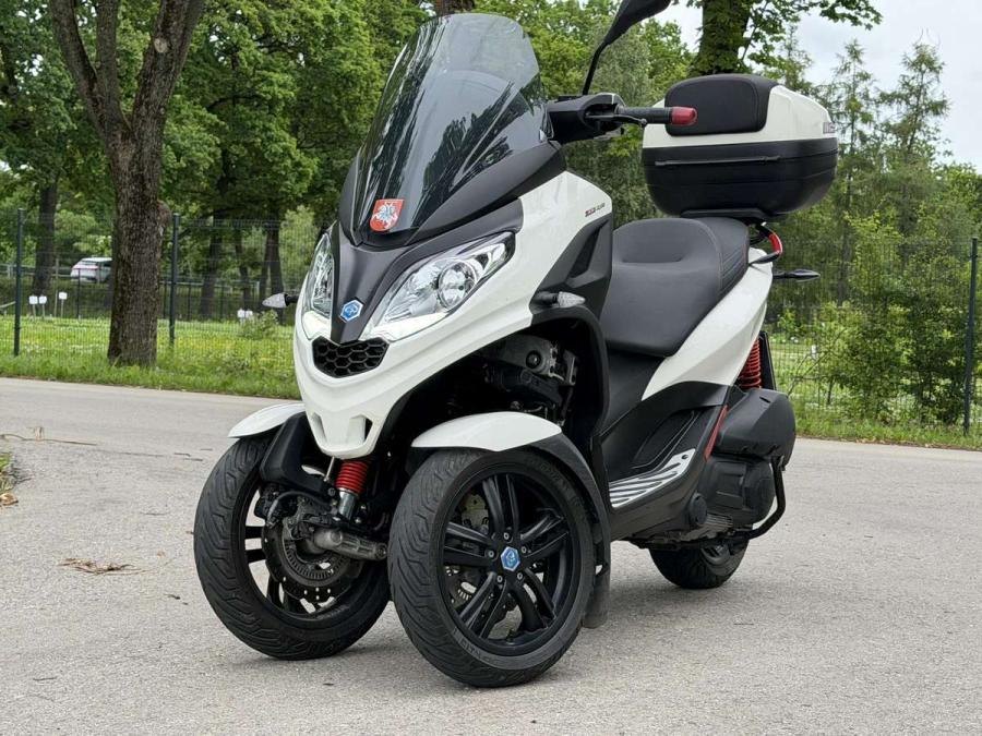 Белый Piaggio MP3 2021 в Каунас, объемом двигателя 0.30 л и пробегом 6 тыс. км за 3990 €, фото 11 на AUTOMOTO.COM.LV