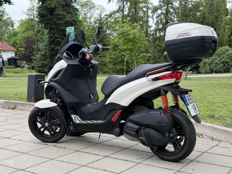 Белый Piaggio MP3 2021 в Каунас, объемом двигателя 0.30 л и пробегом 6 тыс. км за 3990 €, фото 13 на AUTOMOTO.COM.LV