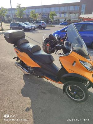 Dzeltens Piaggio MP3 2016 Šilutė, ar dzinēja tilpumu 0.50 L un nobraukumu 17 tūkst. km par 3900 €, foto 3 vietnē AUTOMOTO.COM.LV
