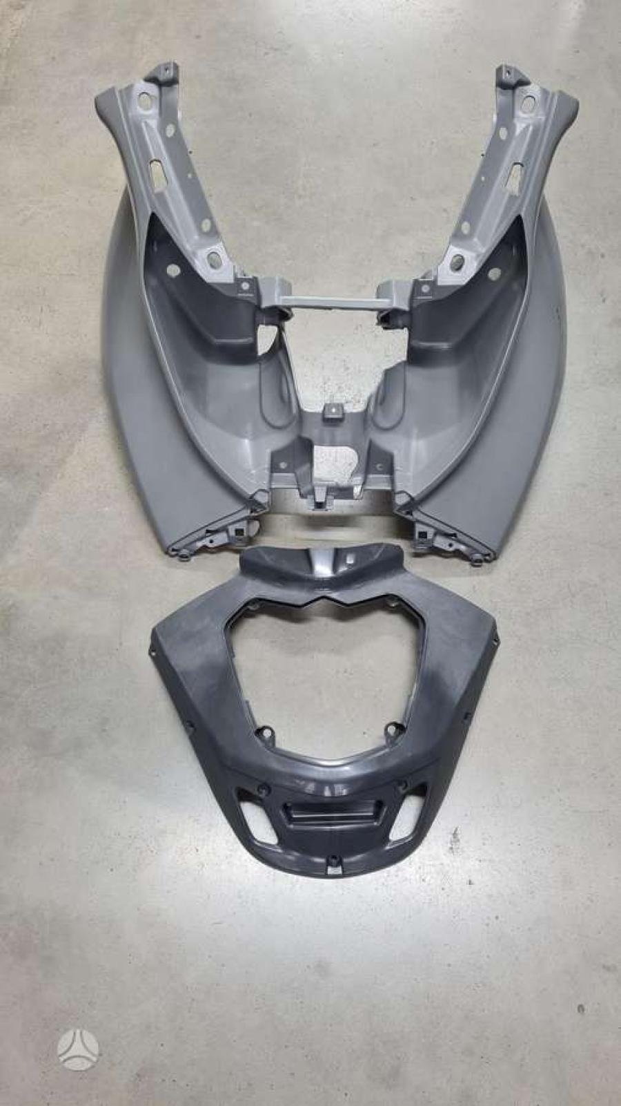 Желтый Piaggio MP3 2020 в Каунас, объемом двигателя 0.50 л и пробегом 8 тыс. км за 5900 €, фото 15 на AUTOMOTO.COM.LV