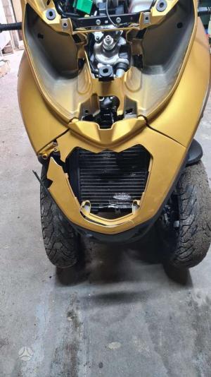 Желтый Piaggio MP3 2020 в Каунас, объемом двигателя 0.50 л и пробегом 8 тыс. км за 5900 €, фото 16 на AUTOMOTO.COM.LV