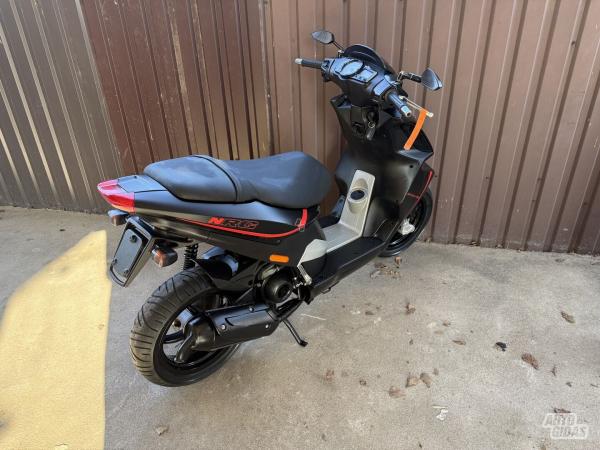 Melns Piaggio NRG 2007 Kauņa, ar dzinēja tilpumu 0.05 L un nobraukumu 11 tūkst. km par 1350 €, foto 6 vietnē AUTOMOTO.COM.LV