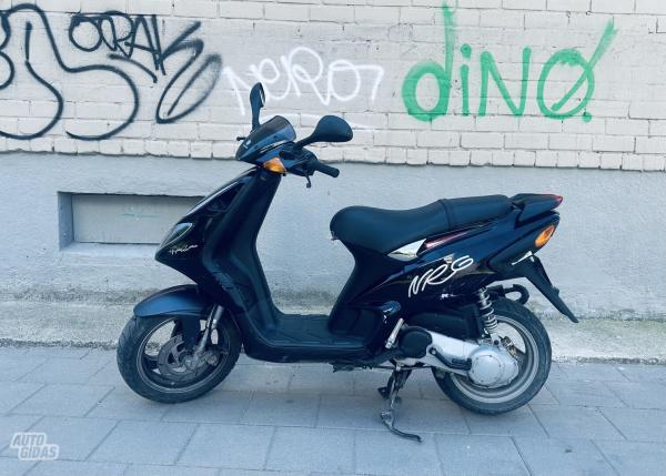 Melns Piaggio NRG 2007 Klaipėda, ar dzinēja tilpumu 0.05 L un nobraukumu 11 tūkst. km par 1150 €, foto 3 vietnē AUTOMOTO.COM.LV