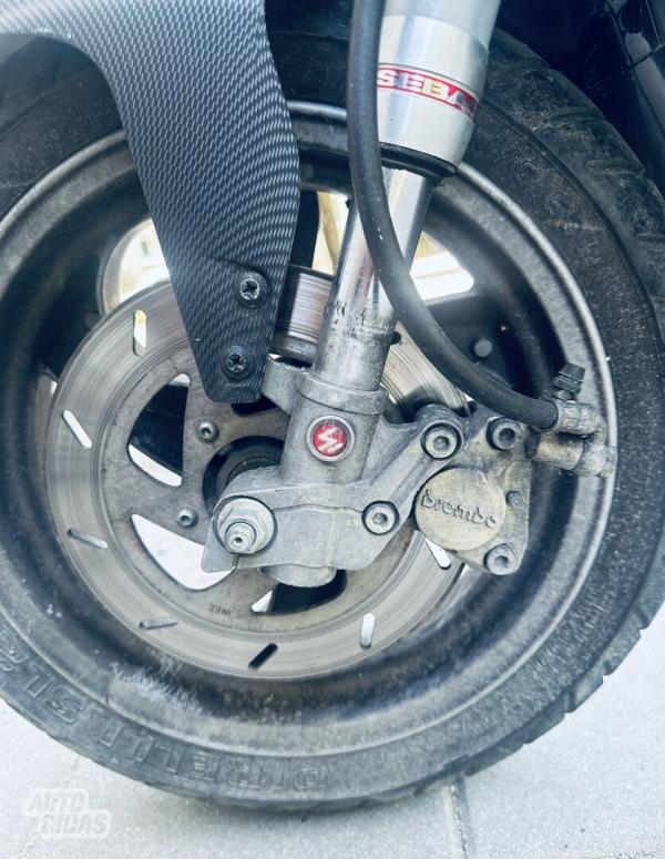 Melns Piaggio NRG 2007 Klaipėda, ar dzinēja tilpumu 0.05 L un nobraukumu 11 tūkst. km par 1150 €, foto 7 vietnē AUTOMOTO.COM.LV