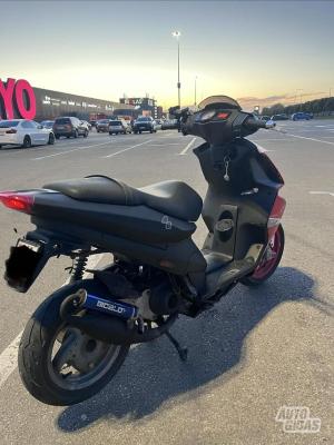 Melns Piaggio NRG 2008 Panevēža, ar dzinēja tilpumu 0.05 L un nobraukumu 23 tūkst. km par 850 €, foto 6 vietnē AUTOMOTO.COM.LV