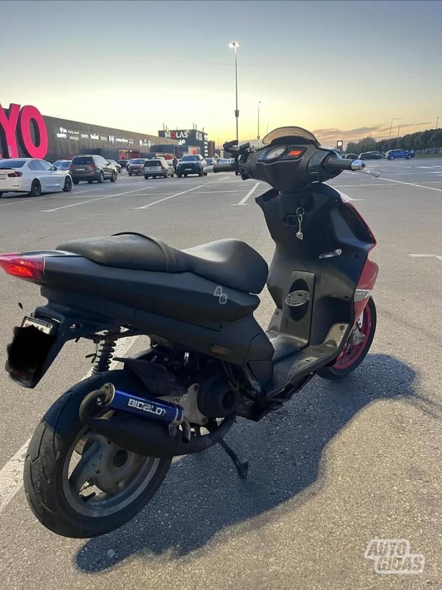 Melns Piaggio NRG 2008 Panevēža, ar dzinēja tilpumu 0.05 L un nobraukumu 23 tūkst. km par 850 €, foto 6 vietnē AUTOMOTO.COM.LV